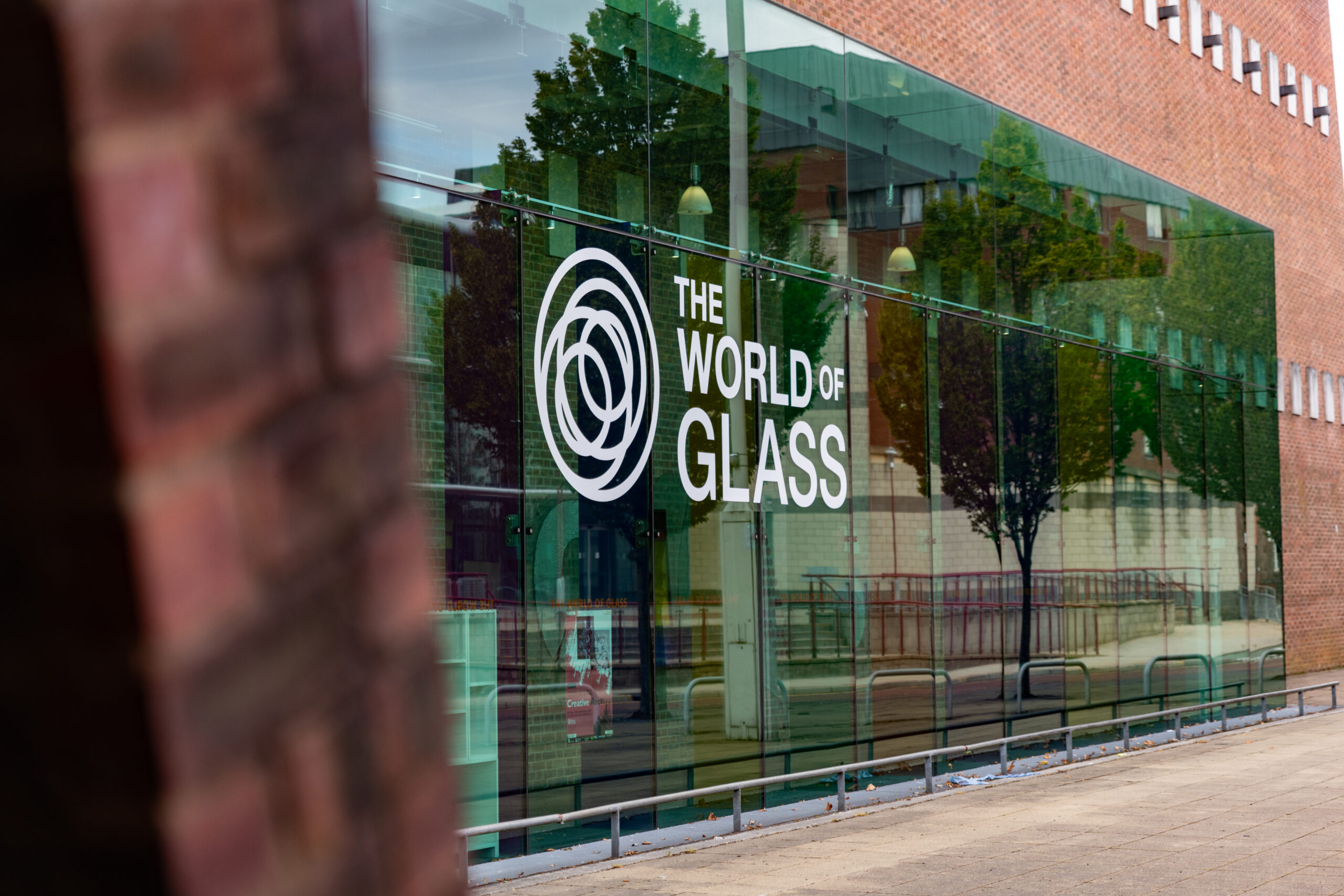 Hot Glass Blowing - The World of Glass